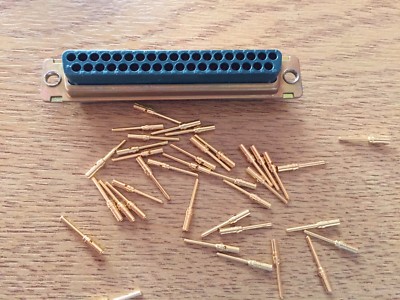 ITT : DCMA-37P 37 POSITION D-SUB METAL SHELL WITH CONTACT PINS Z1814 | eBay