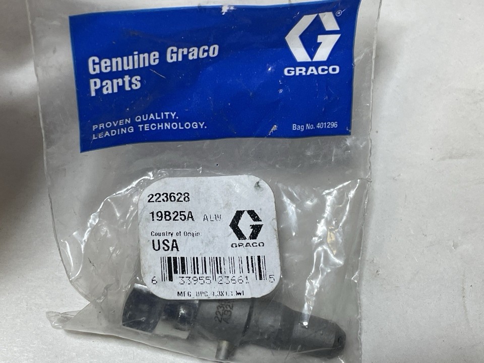 GRACO Twist Lock Coupler Fitting 223628 | eBay