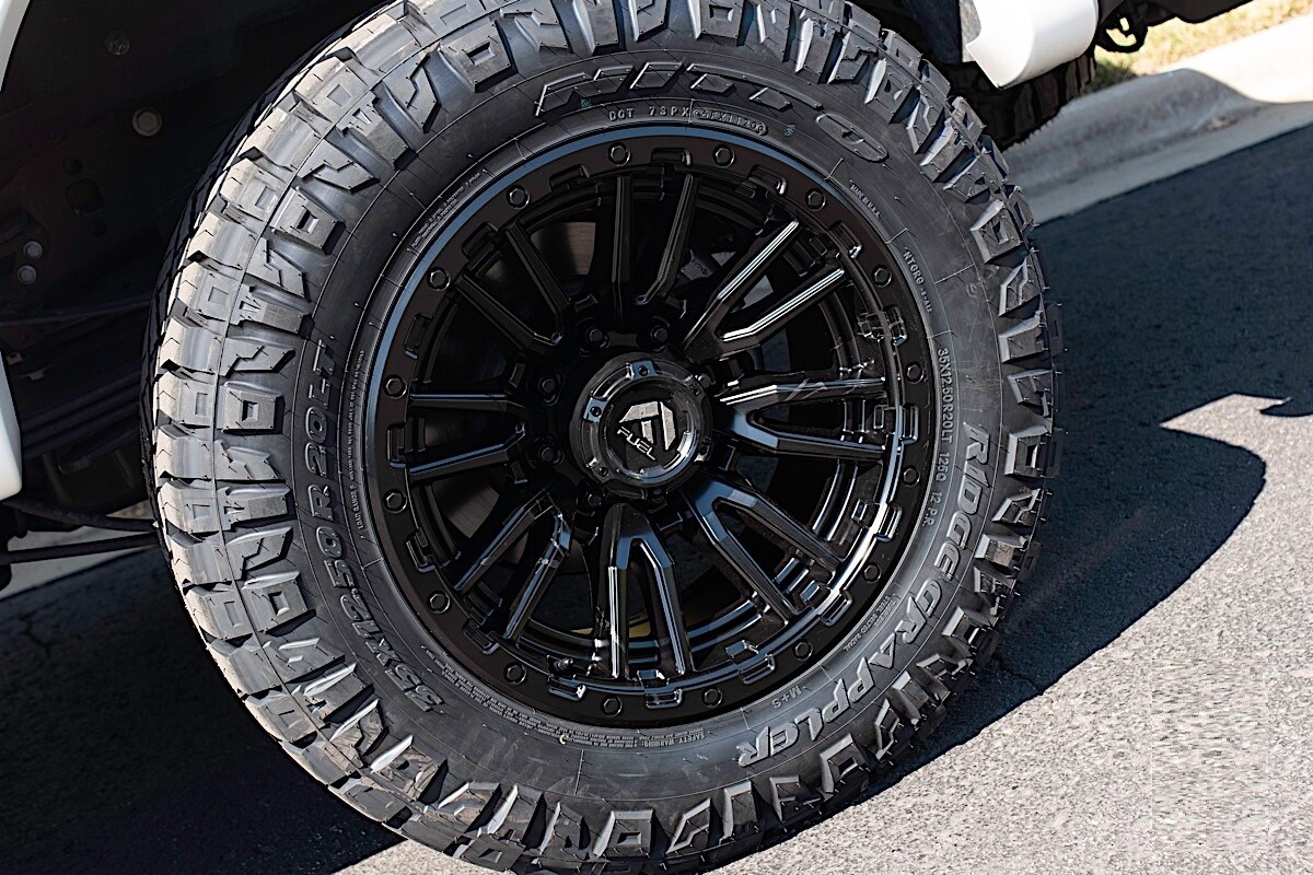 20 FUEL REBEL WHEELS RIMS BLACK F-250 F-350 8 LUG | eBay