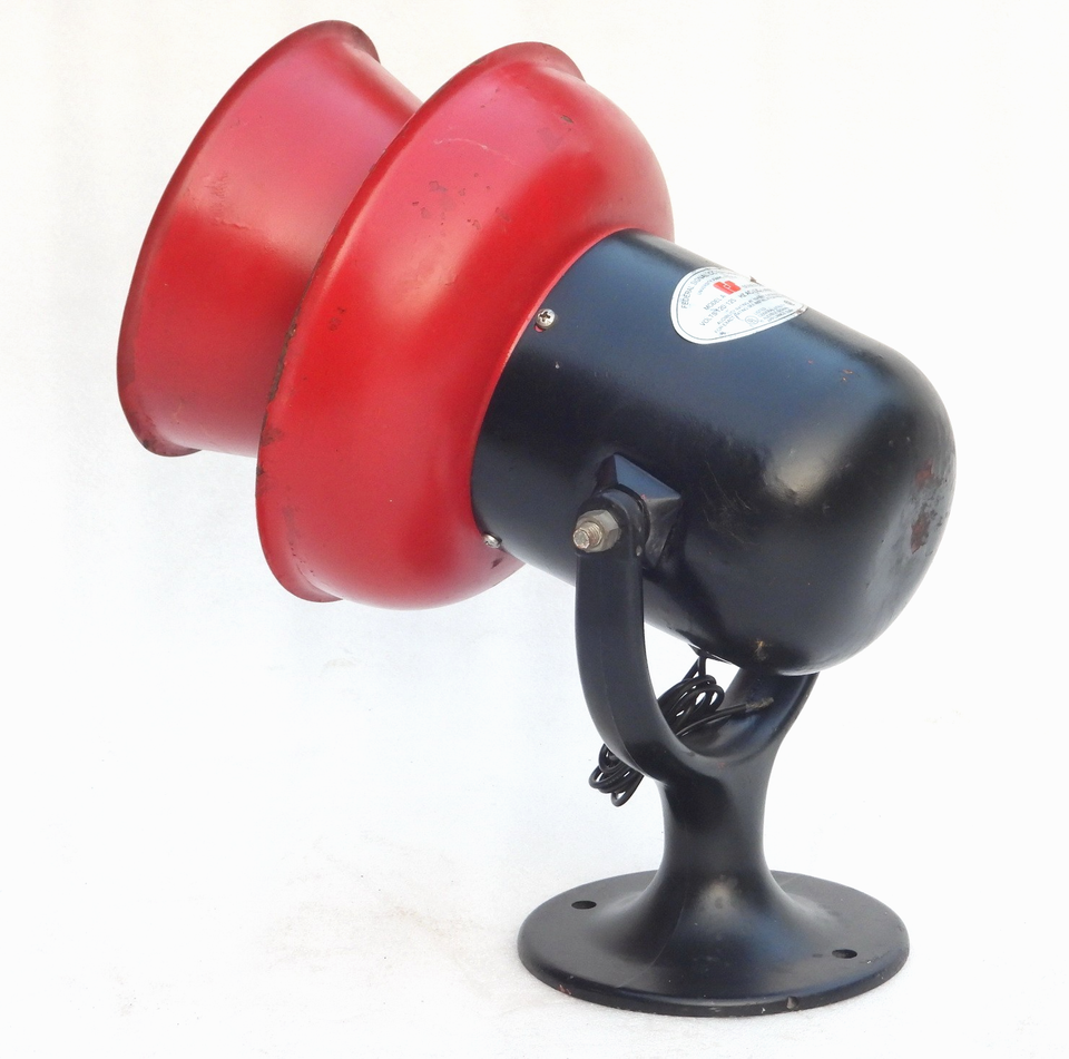 FEDERAL SIGNAL MODEL A INDUSTRIAL ALARM SIGNAL SAFETY SIREN SERIES 120 ...