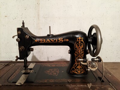 Sewing Machines - Davis Sewing Machine