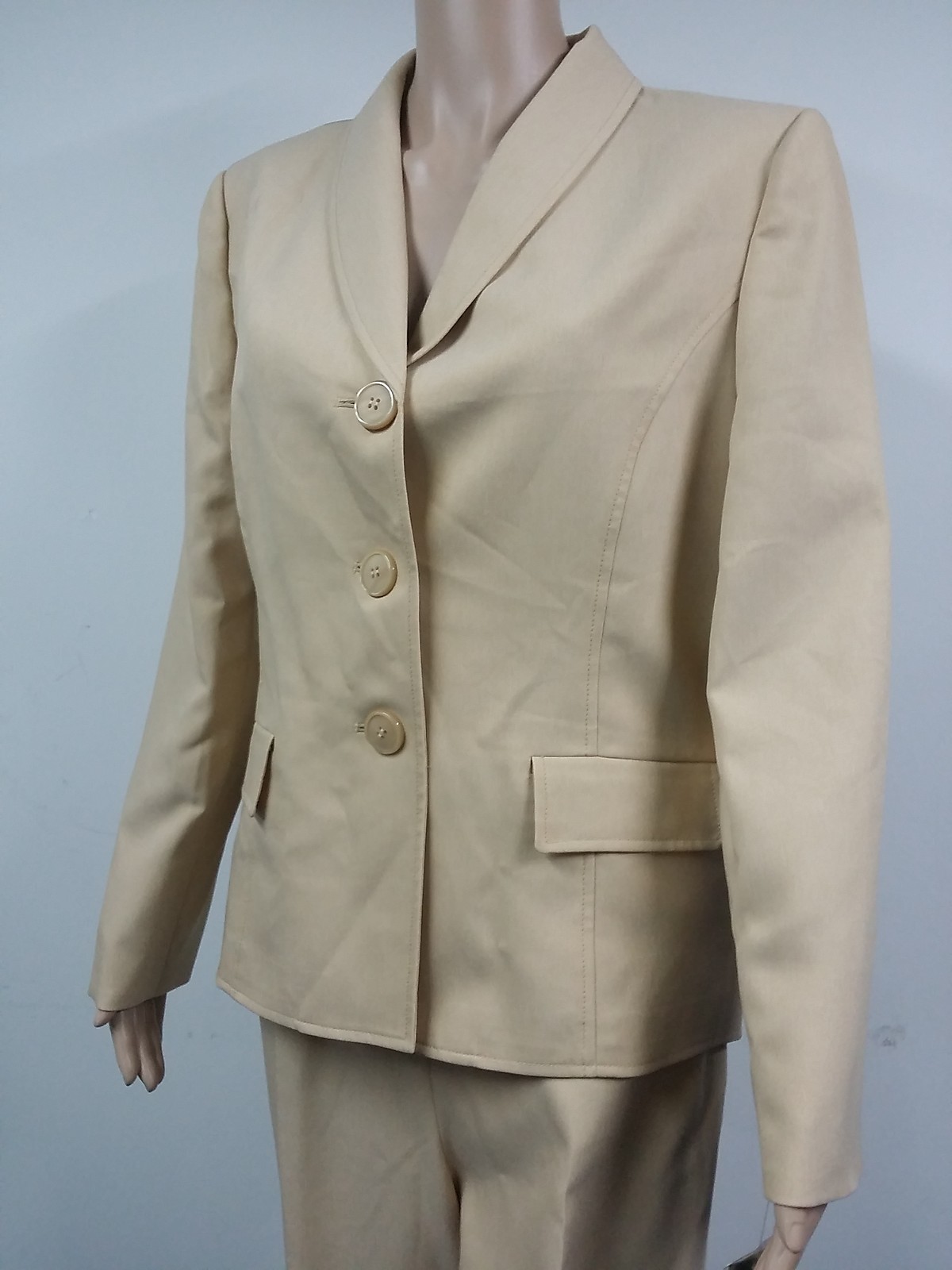NEW - Le Suit - Size 14W - Plus Size Shawl Collar Suits - Light Brown ...