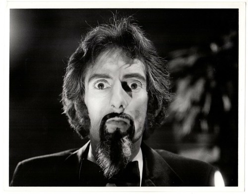 *DOCTOR DRACULA (1978) Larry Hankin as Evil Hypnotist Low-Budget ...