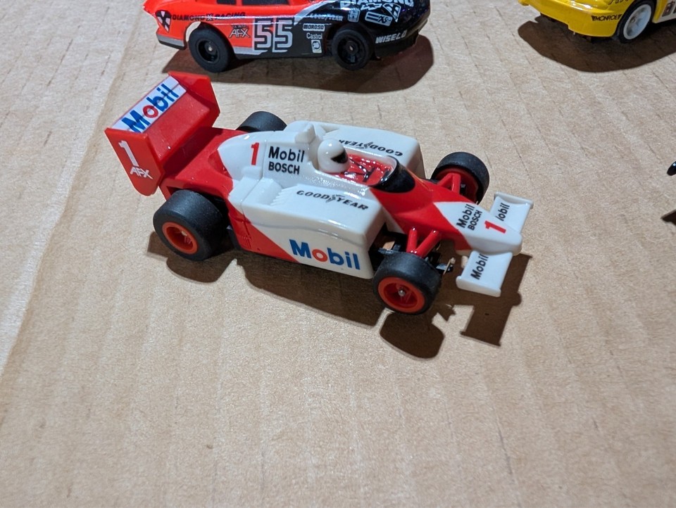 Tomy AFX GIANT Raceway Slot Car Set w/4 Cars MORE! | eBay