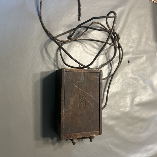 VINTAGE ORIGINALANTIQUE FORD MODEL " T " WOODEN BATTERY BOX IGNITION ...