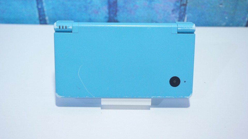 Teal Blue Nintendo DSi Handheld Video Game Console with Charger and ...