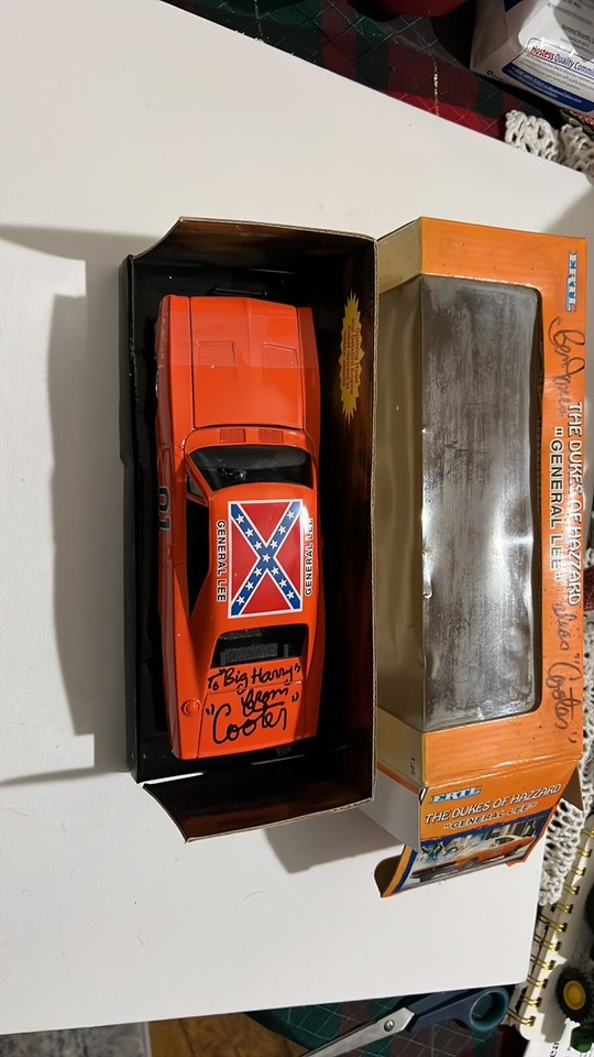 Duke of Hazzard General Lee Signed By Ben Jones-"Cooter" | eBay