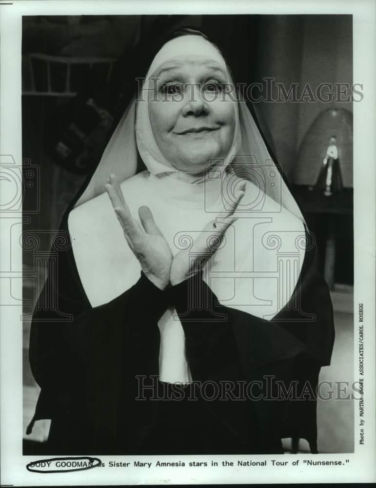 1989 Press Photo Dody Goodman as Sister Mary Amnesia stars in Nunsense ...