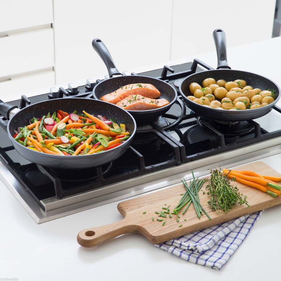 Regis Stone Non-Stick Pan with Tough Non-Scratch Coating, No Oil Needed ...