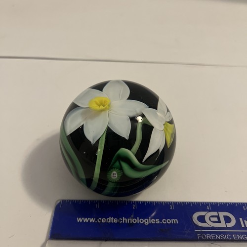 Vintage Art Glass Paperweight Daffodil Signed And Dated 1984 | eBay