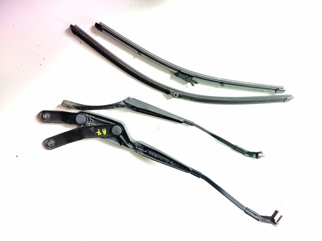 2008-2014 MERCEDES C300 W204 Front Windshield Wiper Arms OEM for sale ...