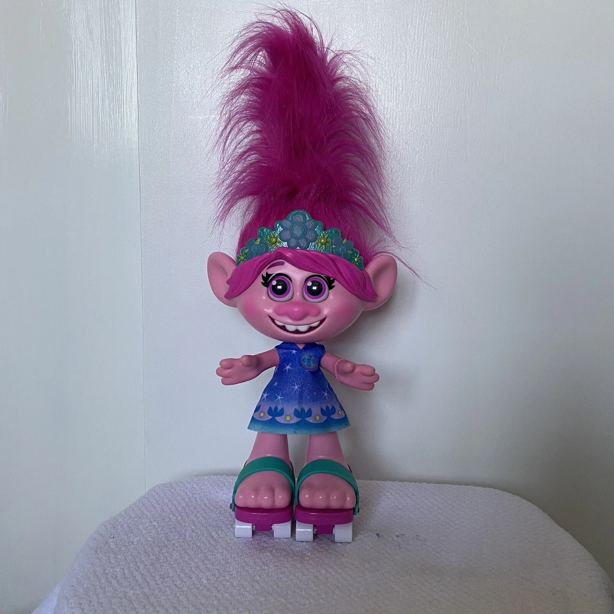 Dancing Troll Animation