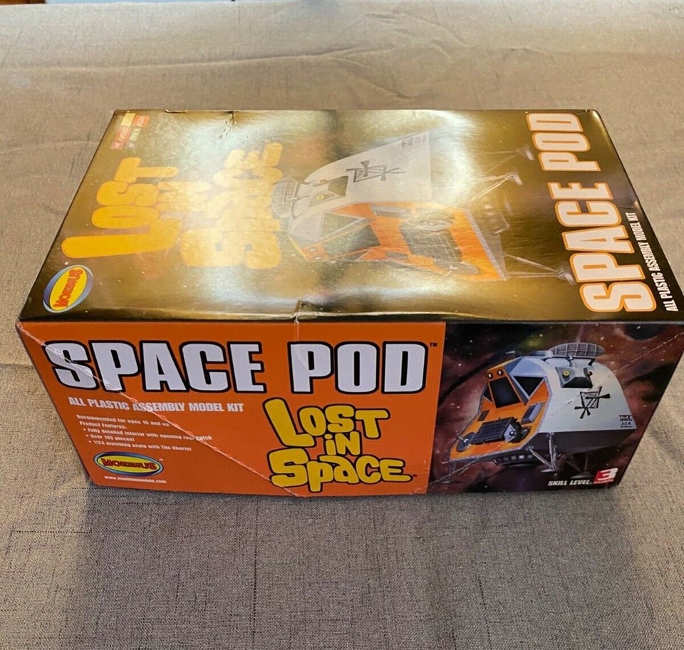 Moebius 1/24 Lost in Space Space Pod Plastic Model Kit - New in box | eBay