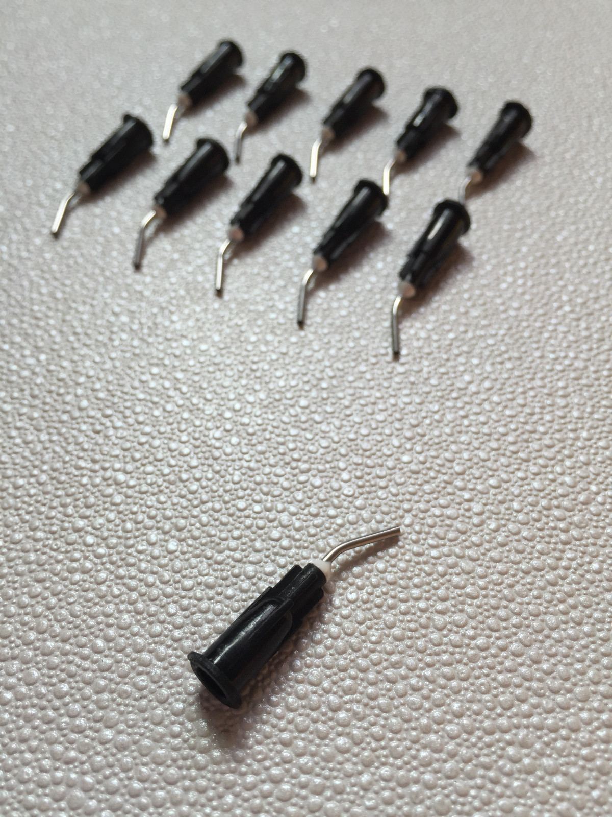 PRE BENT FLOW NEEDLE TIPS Black 18 GAUGE 100PCS FOR ETCH DENTAL GD ...