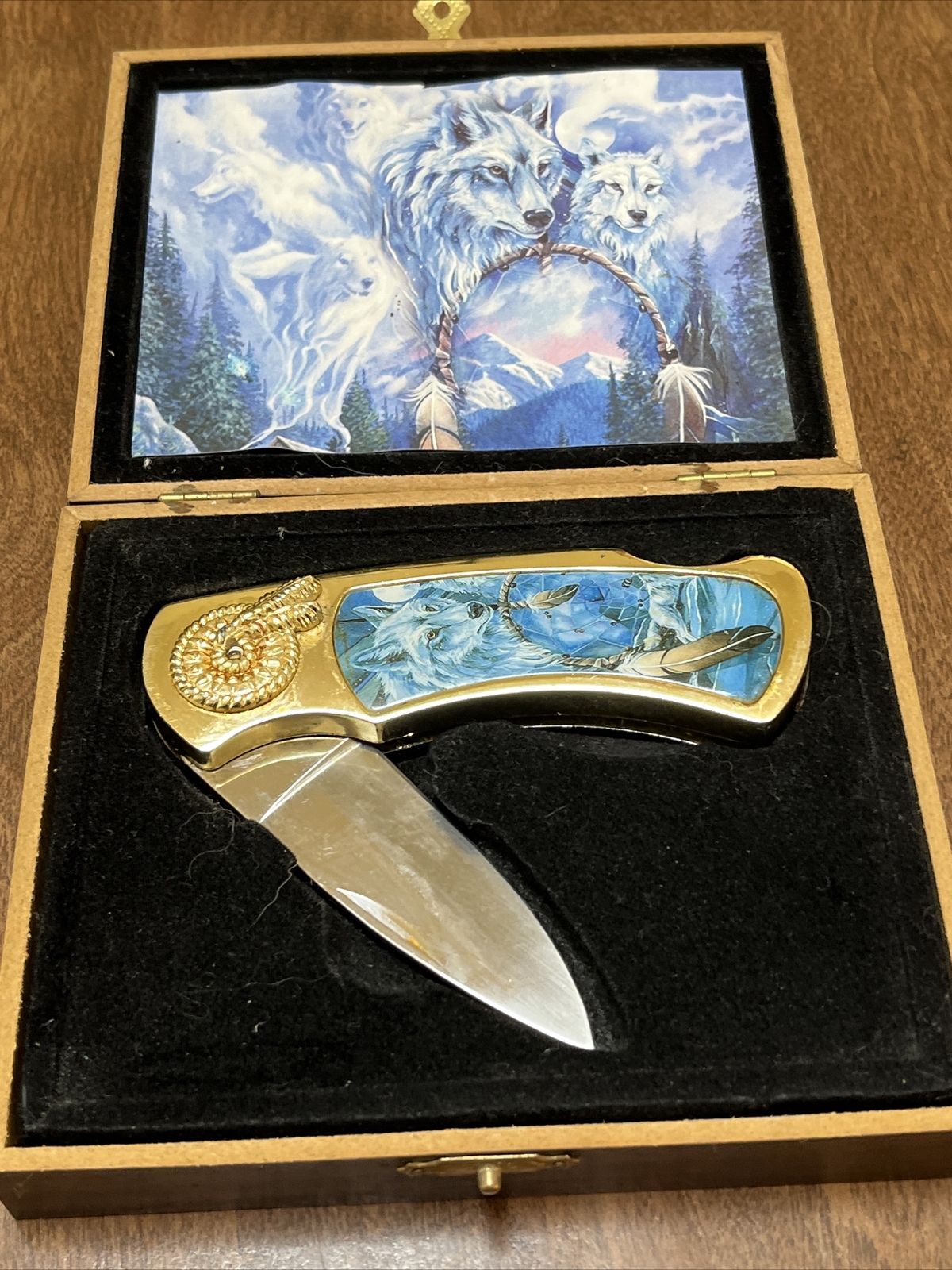 Wildlife Timber Wolves Collectible Folding Pocket Knife | eBay