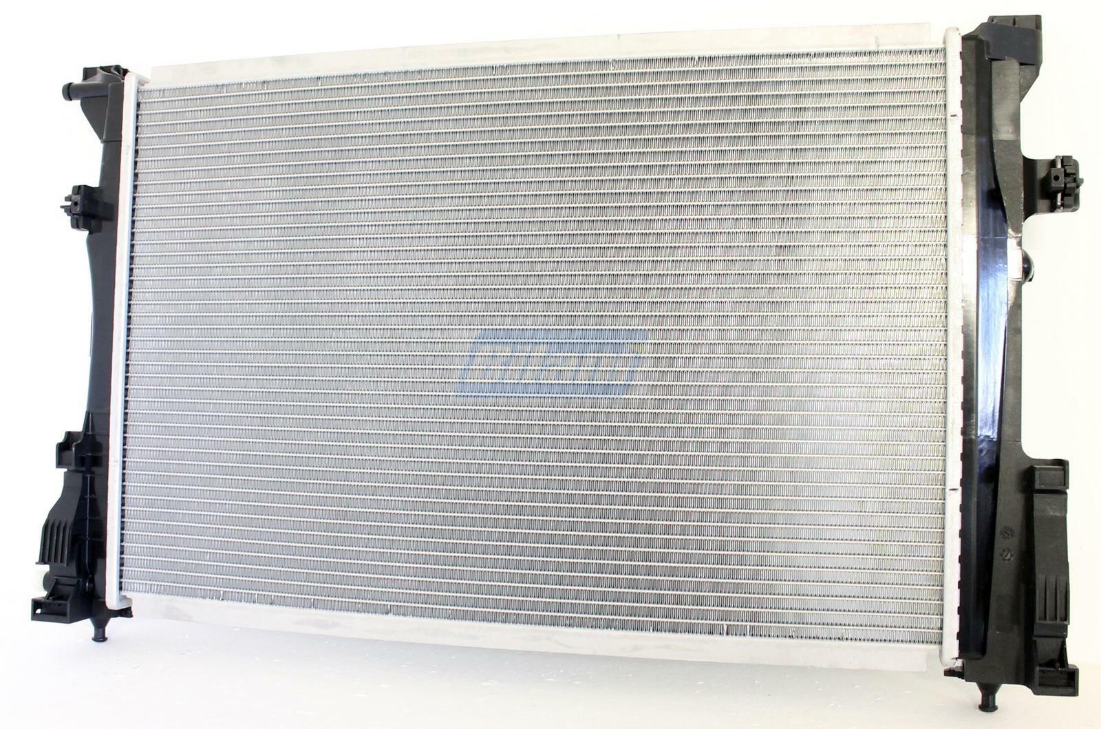 Kühler Wasserkühler Mercedes Benz A & B-Klasse W176 W242 W246 1.5 - 2.2 ...