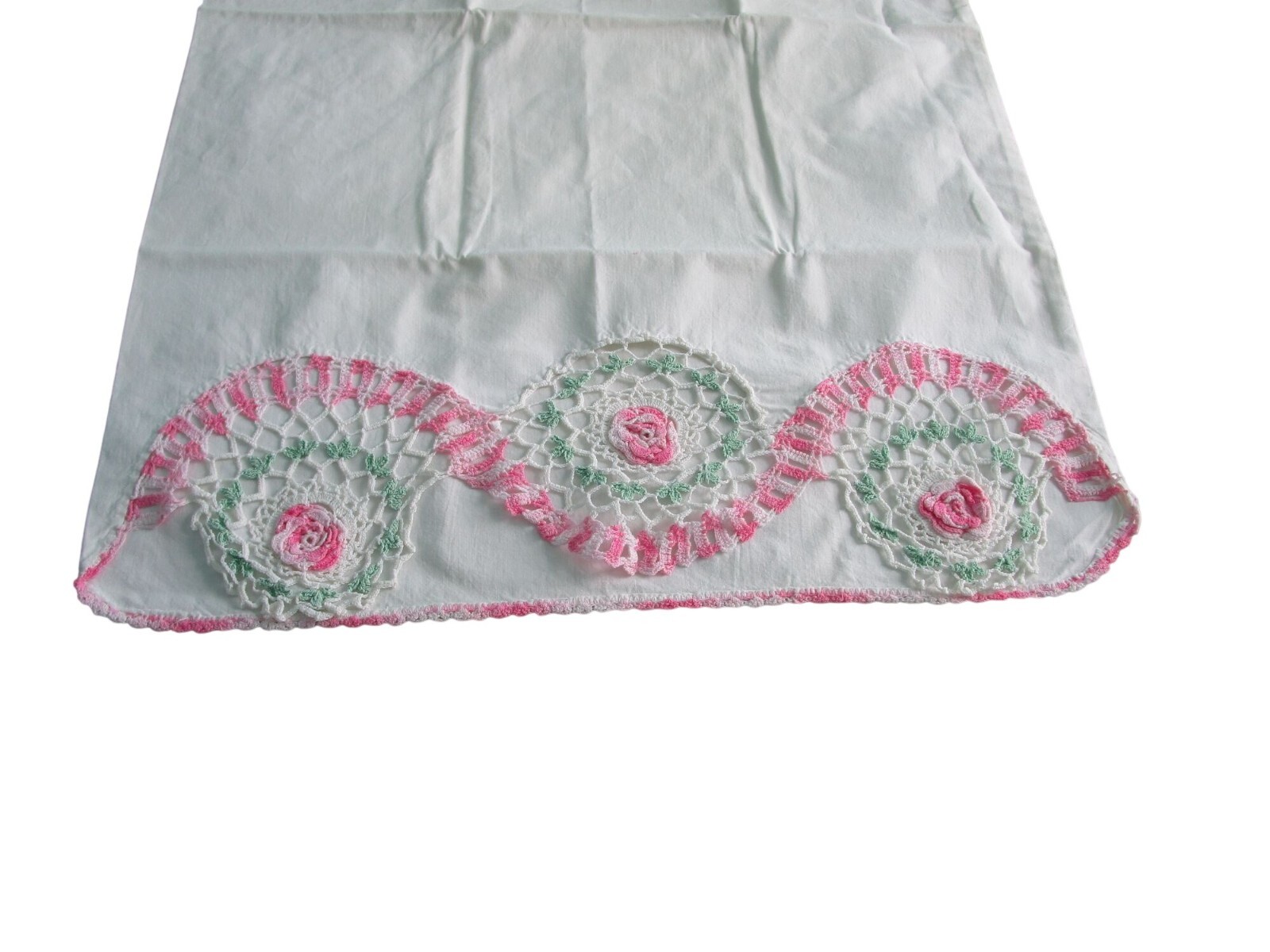 Vintage Handcrafted Crochet Scallop Rose Design Pillowcases Two GUC ...