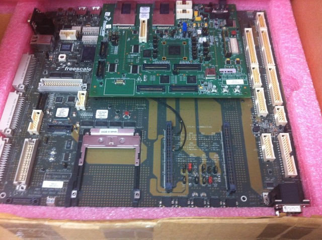 Freescale MCIMX31ADS Application Development System i.MX31 ...