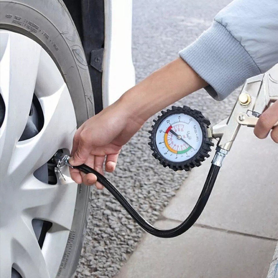 Tire Inflator Gauge Flexible Hose 220 PSI Pistol Style Air Chuck ...