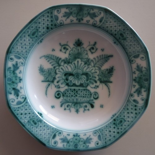 LITTLE OCTAGONAL PORCELEYNE FLES ROYAL DELFT DELVERT PLATE | eBay