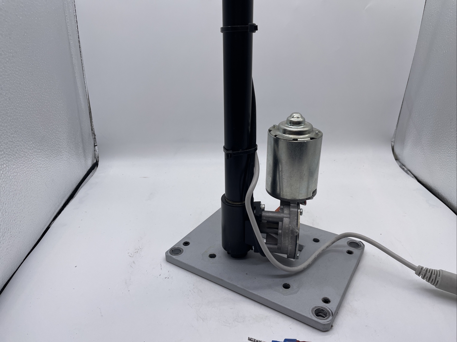 Linak DK-6430 Plate Mounted TESTED | eBay