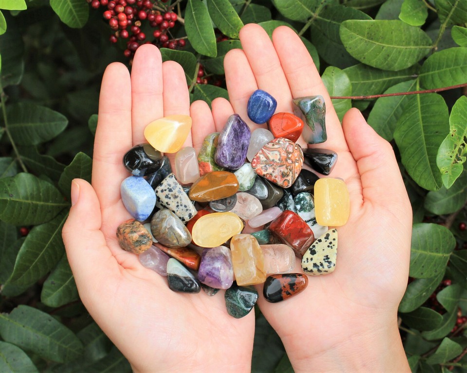 WHOLESALE 20 lb Assorted Tumbled Stones SMALL: CRAZY CHEAP Bulk Lot ...