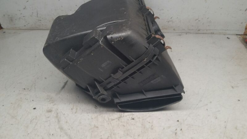 CADILLAC DTS 2006-2011 Air Intake Cleaner Filter Box Housing | eBay