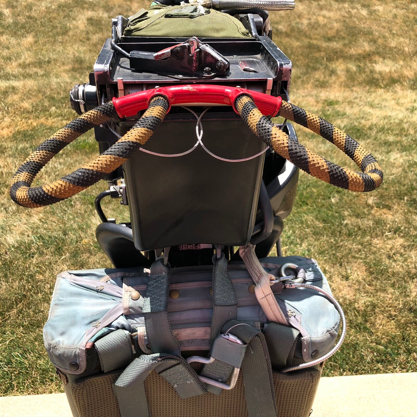 Martin Baker GRU-7A Ejection Seat from the Legendary F-14 Tomcat ...