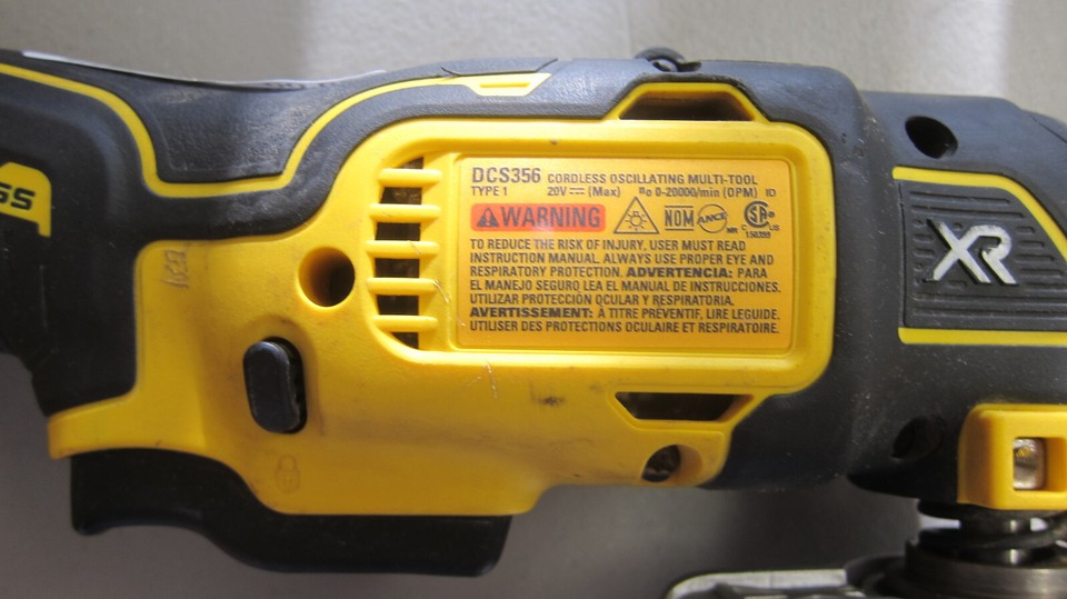 DeWalt DCS356 20V MAX 3-Speed Oscillating Multi Tool - TOOL ONLY - FREE ...