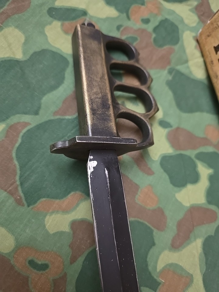 US WW1 M1918 Knife Reenact Prop With Box Repro Weathered HTF ...