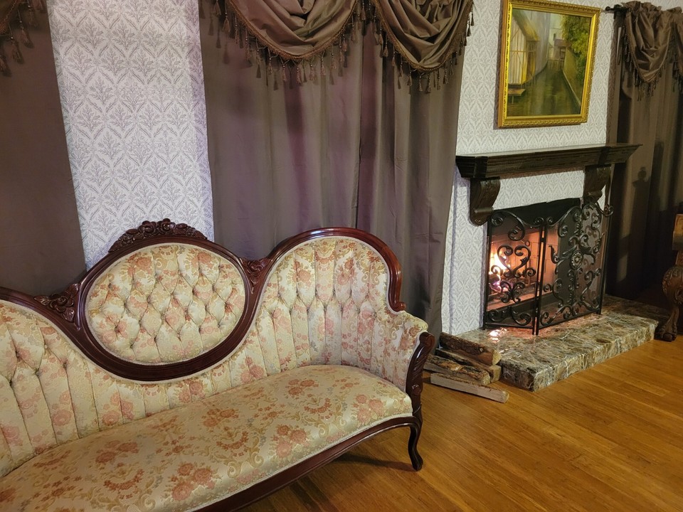 Kimball Reproductions Cameo Sofa in Victorian Style | eBay