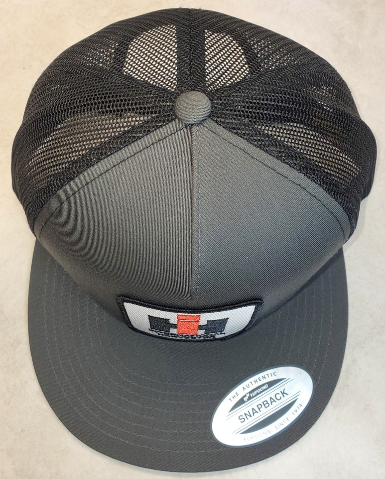 IH International Harvester Patch Yupoong Trucker Hat/YP Classic 6006 ...