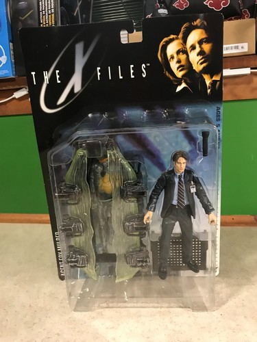 McFarlane Toys 1998 The X Files Agent Fox Mulder Alien Cyropod Series 1 ...