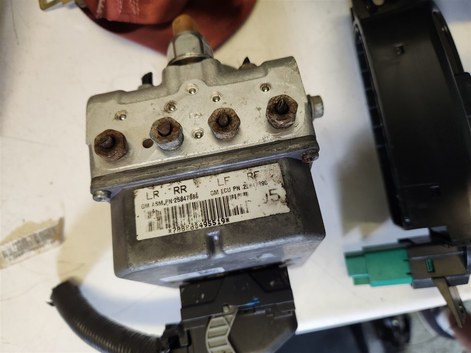 05-08 Corvette C6 ABS EBCM Pump Module Assembly with HARNESS Plug End ...