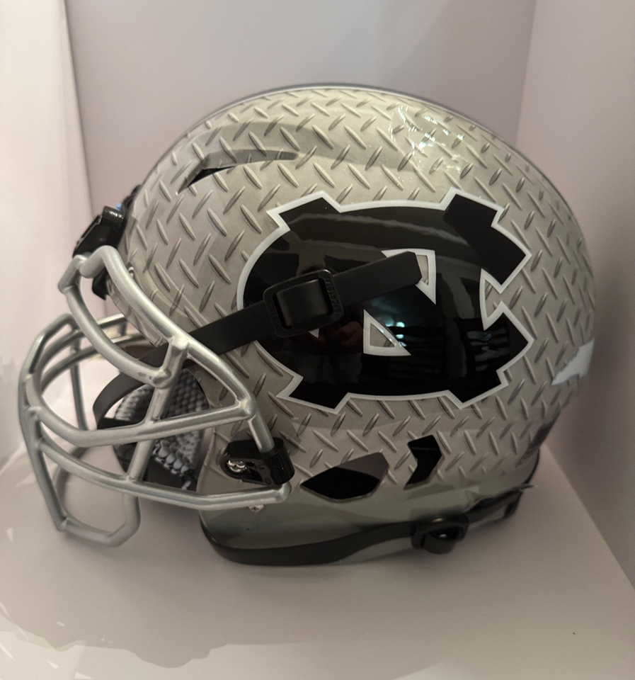 LAWRENCE TAYLOR SIGNED AND INSCRIBED SCHUTT SPEED DIAMOND PLATE HELMET ...