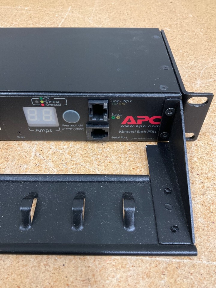 APC AP7801B 8-Outlet 5-20 20A/120V 1U-Rackmount Metered PDU | eBay