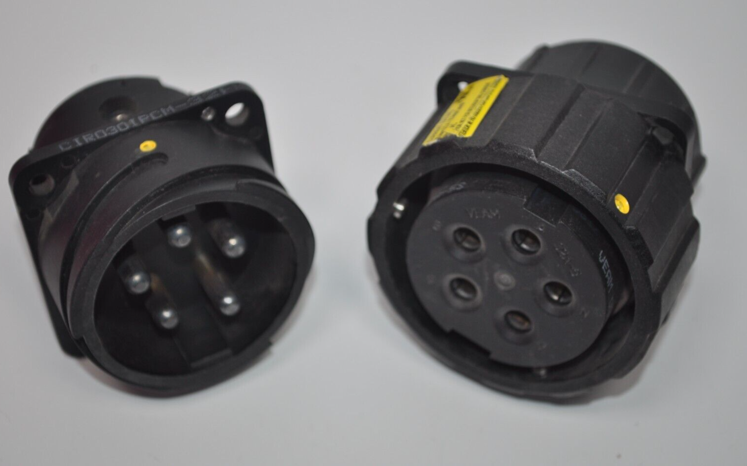 Veam Male/Female 5 Pin Connector Set 0312 CIR064IPCM-32A-5S ...