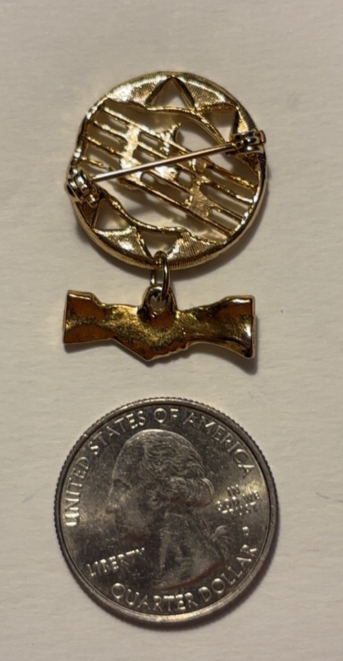 Vintage Gold Red Rhinestone Treble Clef Music Notes Shaking Hands ...