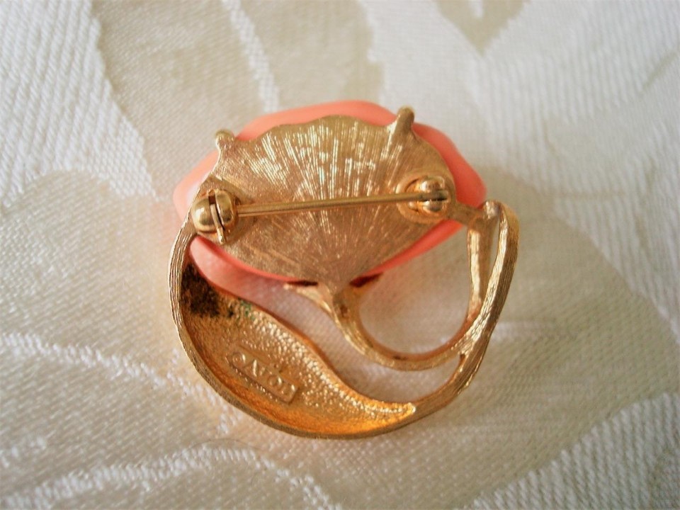 Vintage Avon Gold Tone and Coral Lucite Poppy Flower Pin Brooch | eBay