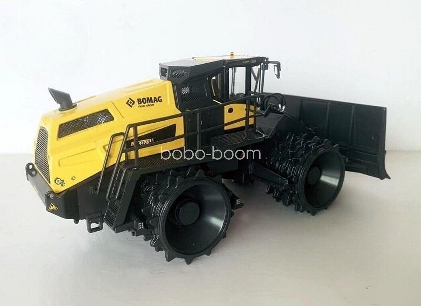 1/50 Scale BOMAG BC1173 Refuse compactor Diecast Model Toy Gift ...