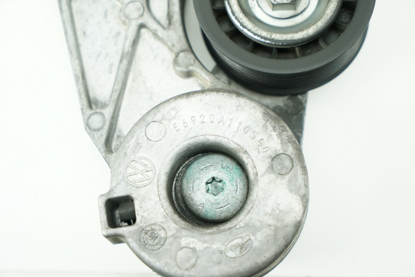 Audi Q7 07-10 4L 3.6L Serpentine Drive Belt Tensioner Pulley 022145299E ...