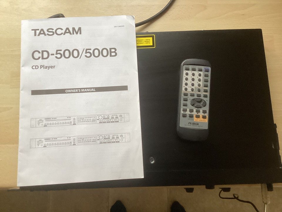 Tascam CD-500 Professional Rack-Mountable CD Player with Remote ...