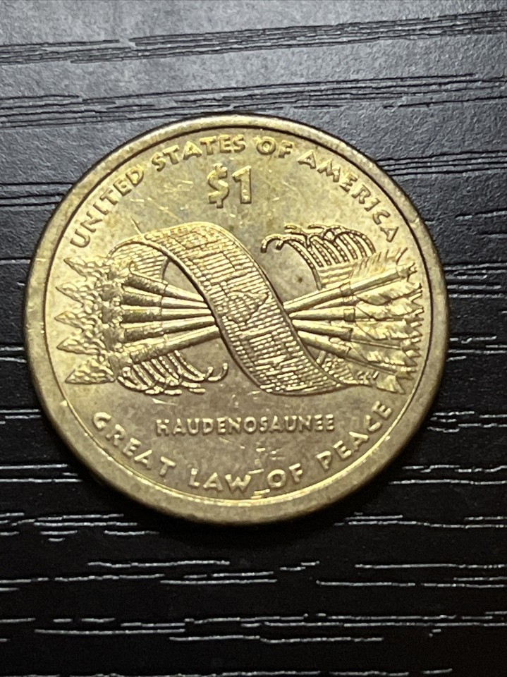 RARE SACAGAWEA ONE DOLLAR COIN US LIBERTY GOLD COLOR NO PRUDUCTION YEAR ...