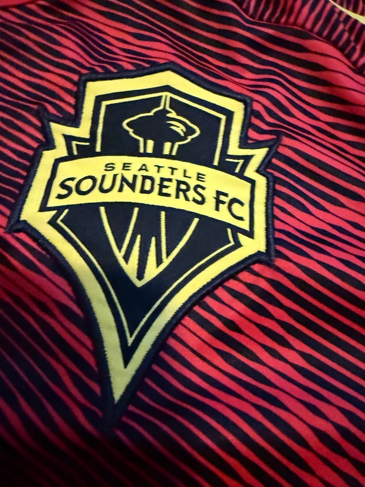 adidas Seattle Sounders FC 2023 Bruce Lee Kit Jersey | eBay