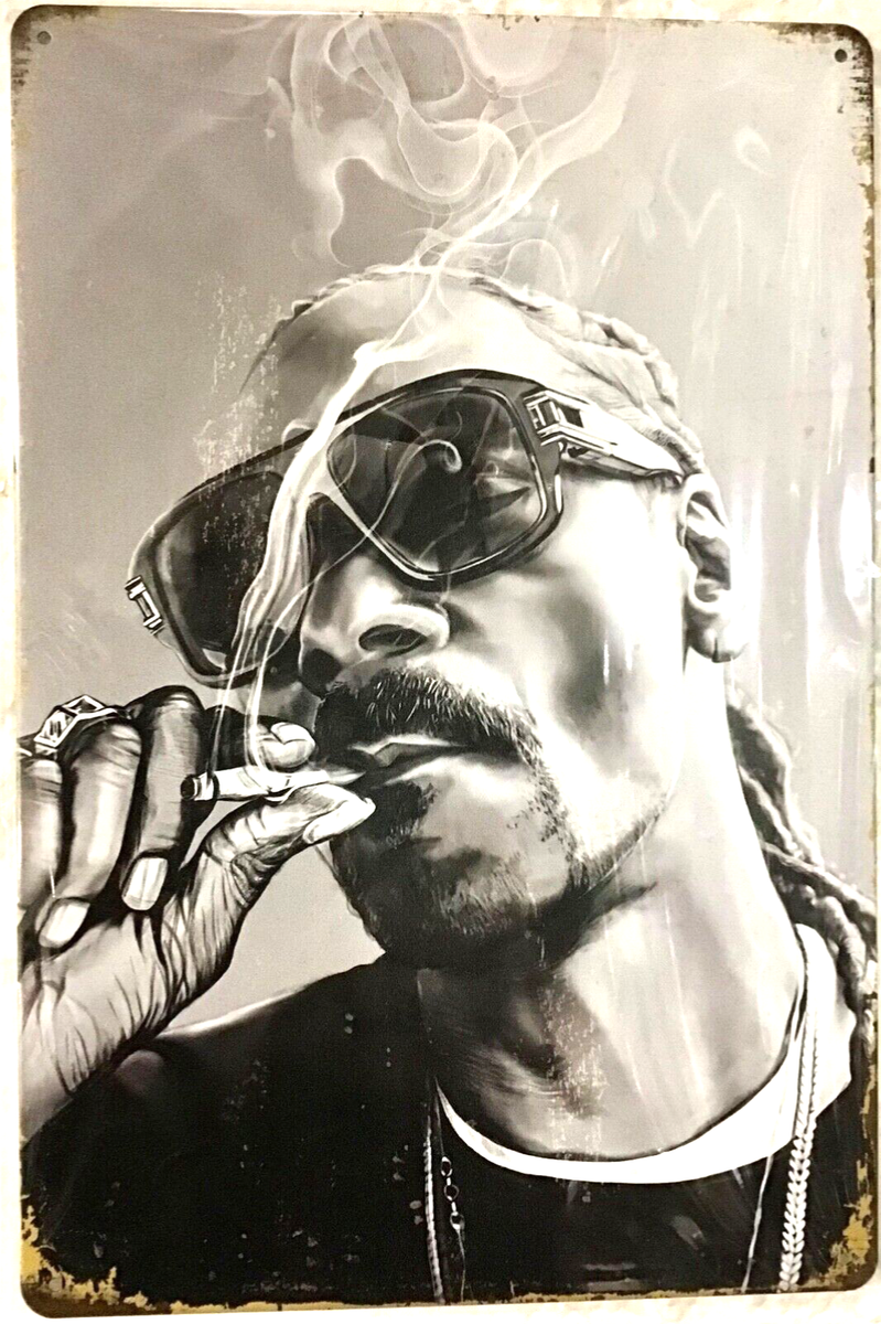 Snoop Dogg Drawing Smoking