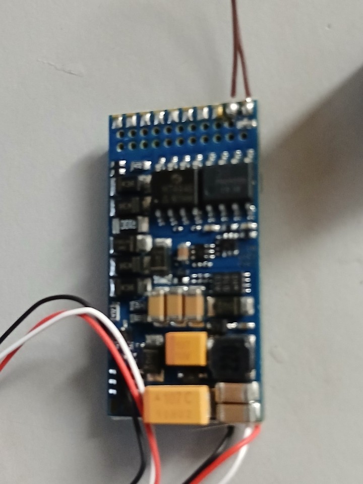 ESU, 21 Pin LokSound V5, Sound Decoder/Speaker - SWD Class 37 | eBay UK