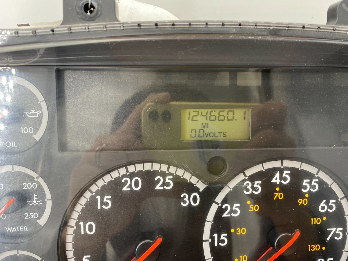 Freightliner M2 Dash Warning Lights | Shelly Lighting