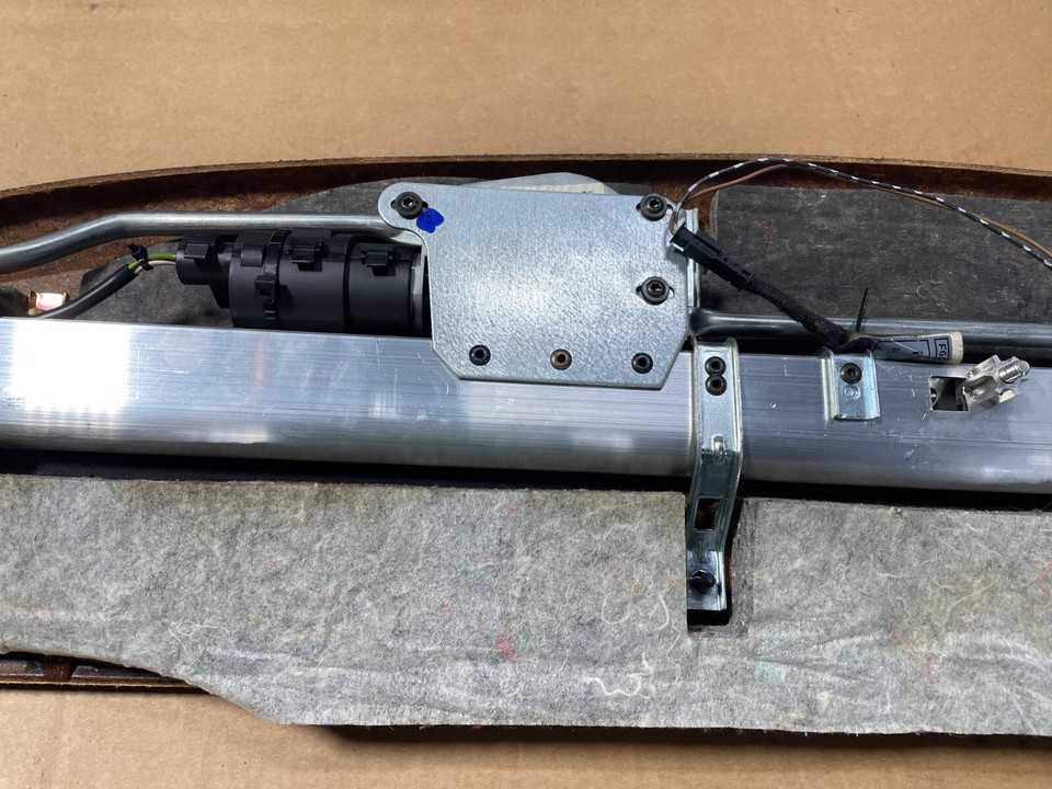 Mercedes Benz w210 E-Class Rear Power Window Shade Parcel 3rd Brake ...