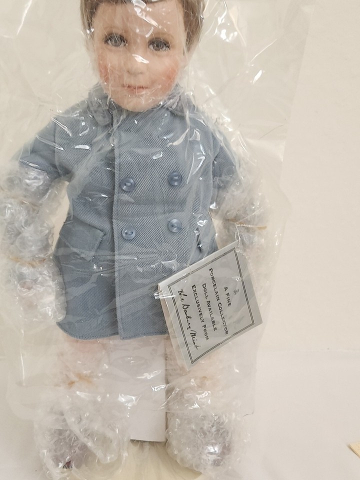 Danbury Mint John John JFK Jr. Porcelain Doll "A Farewll Salute" Elle ...
