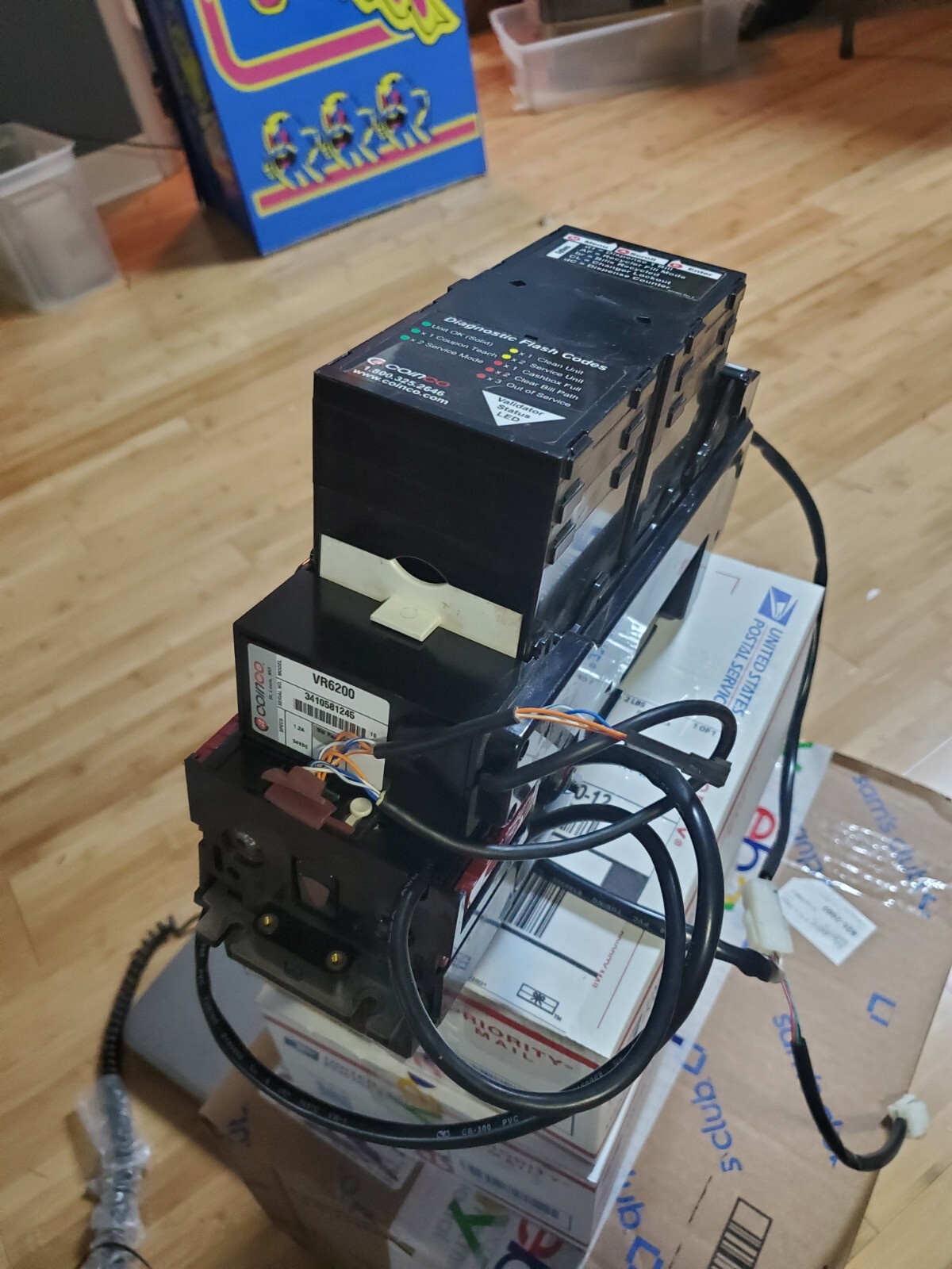 1 coinco VANTAGE recycler bill acceptor vr6200 vx63b42us21-r with ...